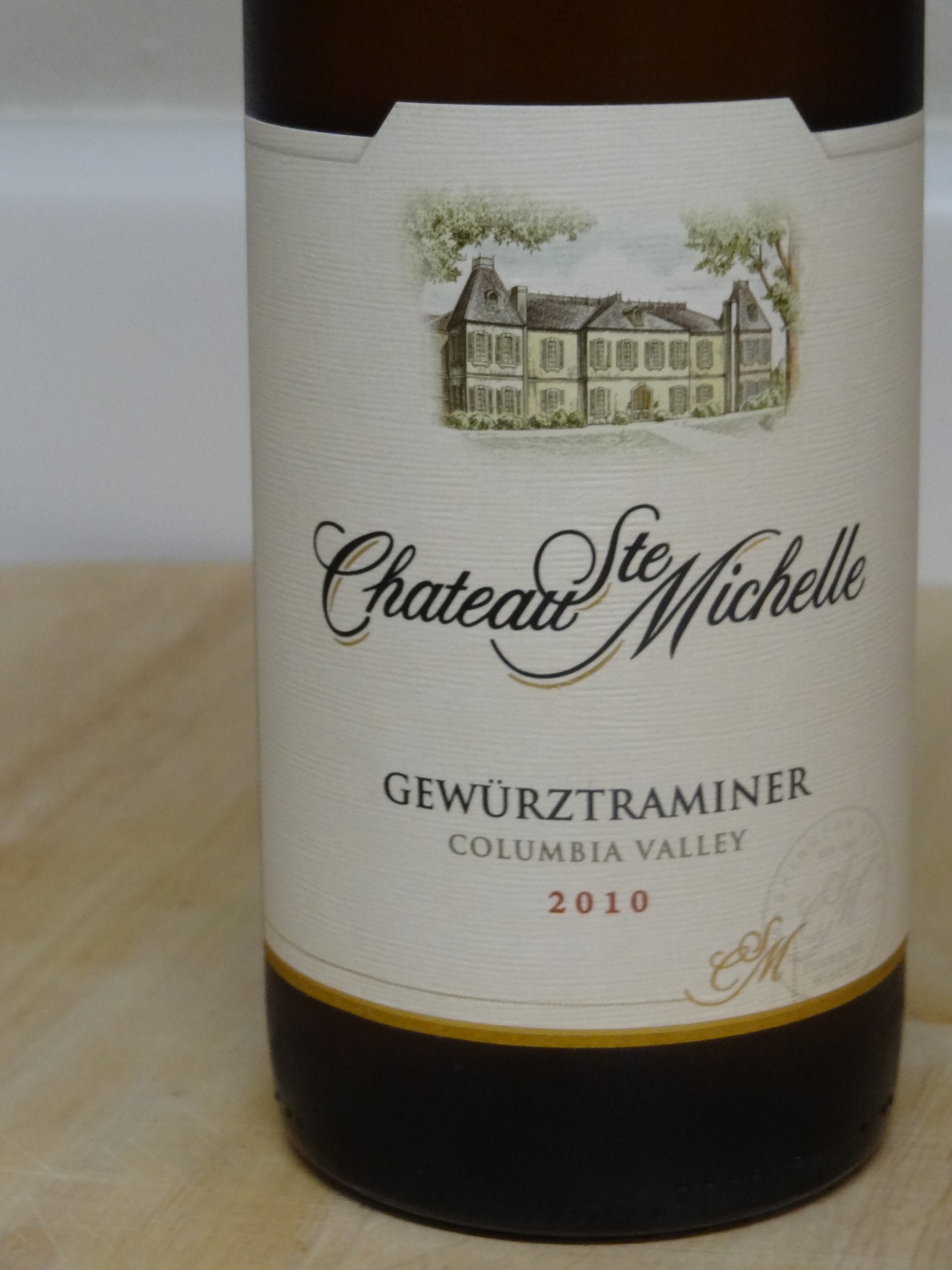 2010 Chateau Ste Michelle Gew rztraminer FIrst Pour Wine 2010 Chateau Ste Michelle Gew rztraminer FIrst Pour Wine